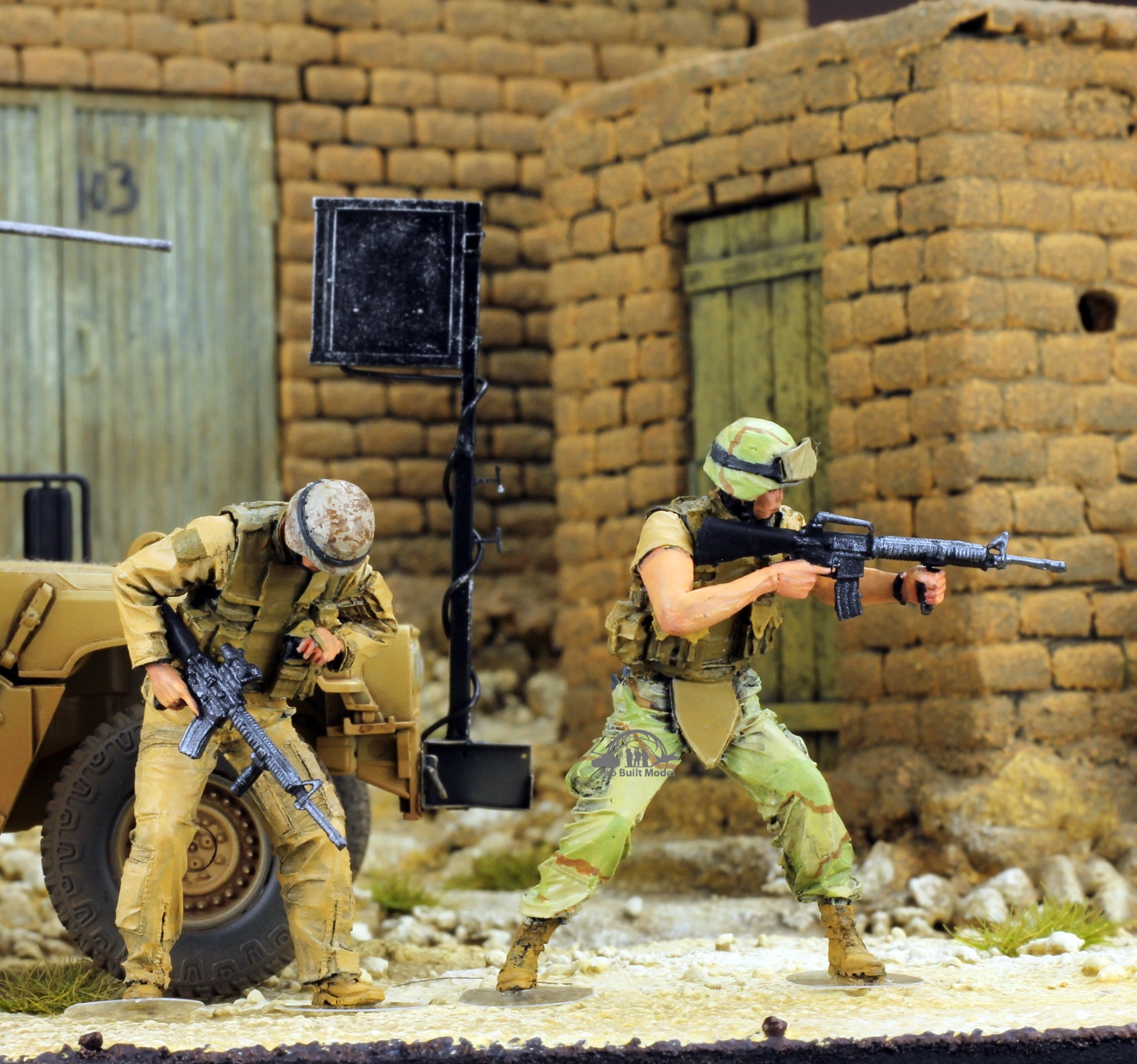 1/35 Pro-Painted USMC Crew (2 Figures, DCU Camo, Preorder) – ProBuiltModel