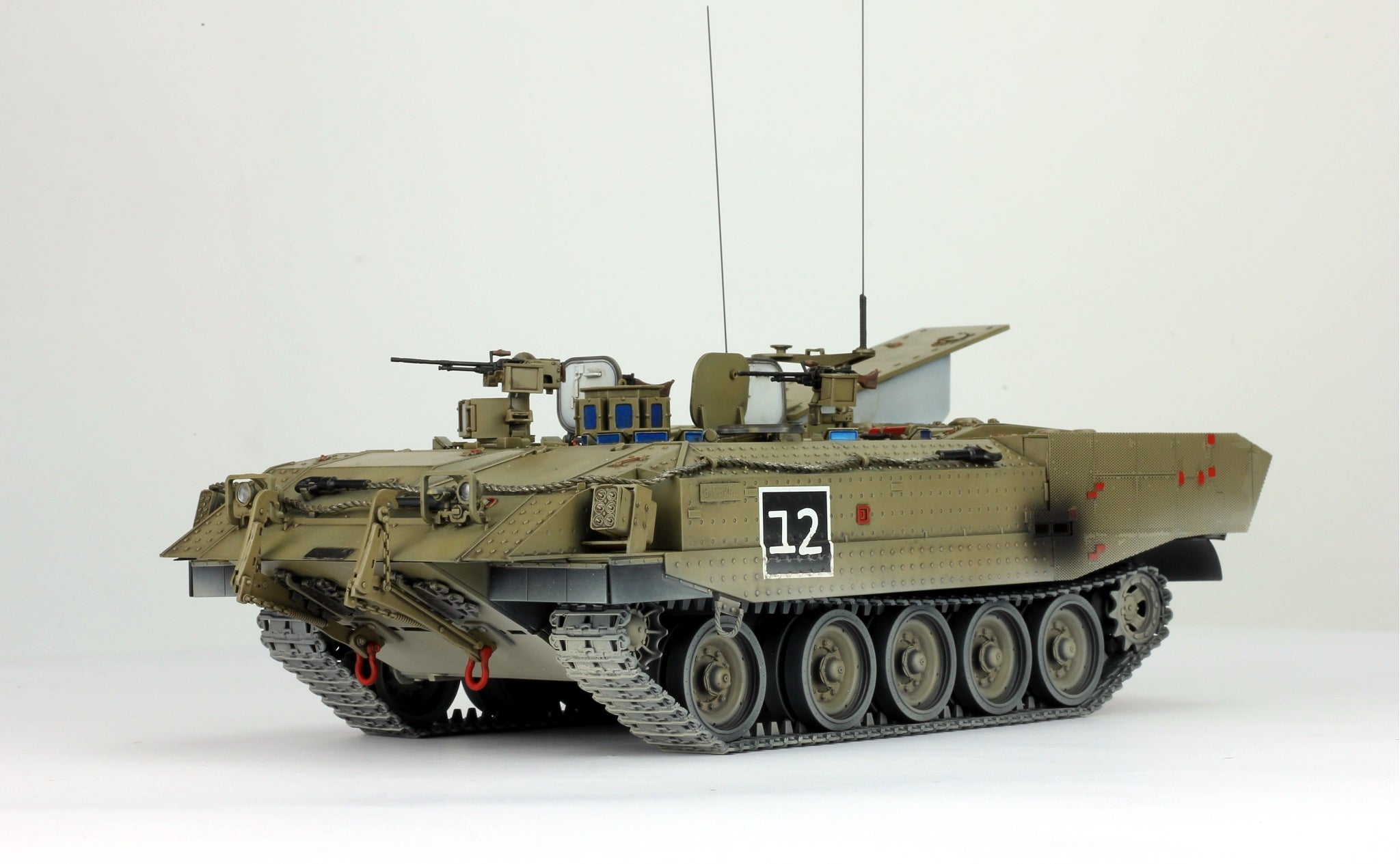 ProBuilt Model 1:35 IDF Israel Heavy APC Achzarit Late (Detail Interio ...