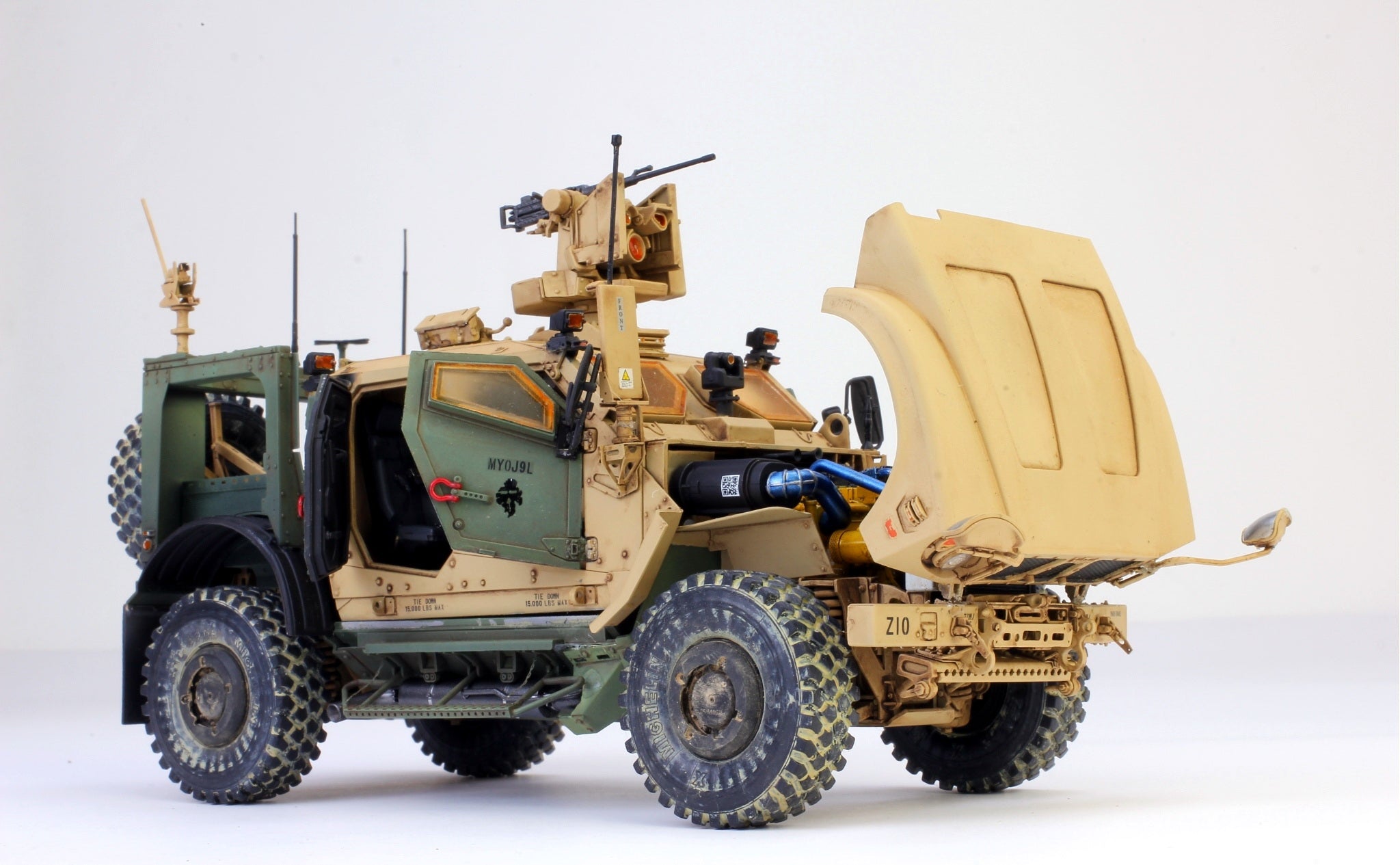 ProBuilt Model 1:35 US Army M1240A1 M-ATV Modern warfare (Interior det ...