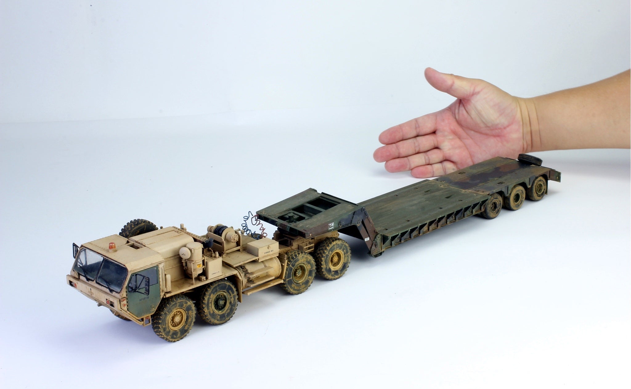 Pro Built Model 1:35 M983A2 HEMTT Tractor with M870A1 Semi Trailer ...