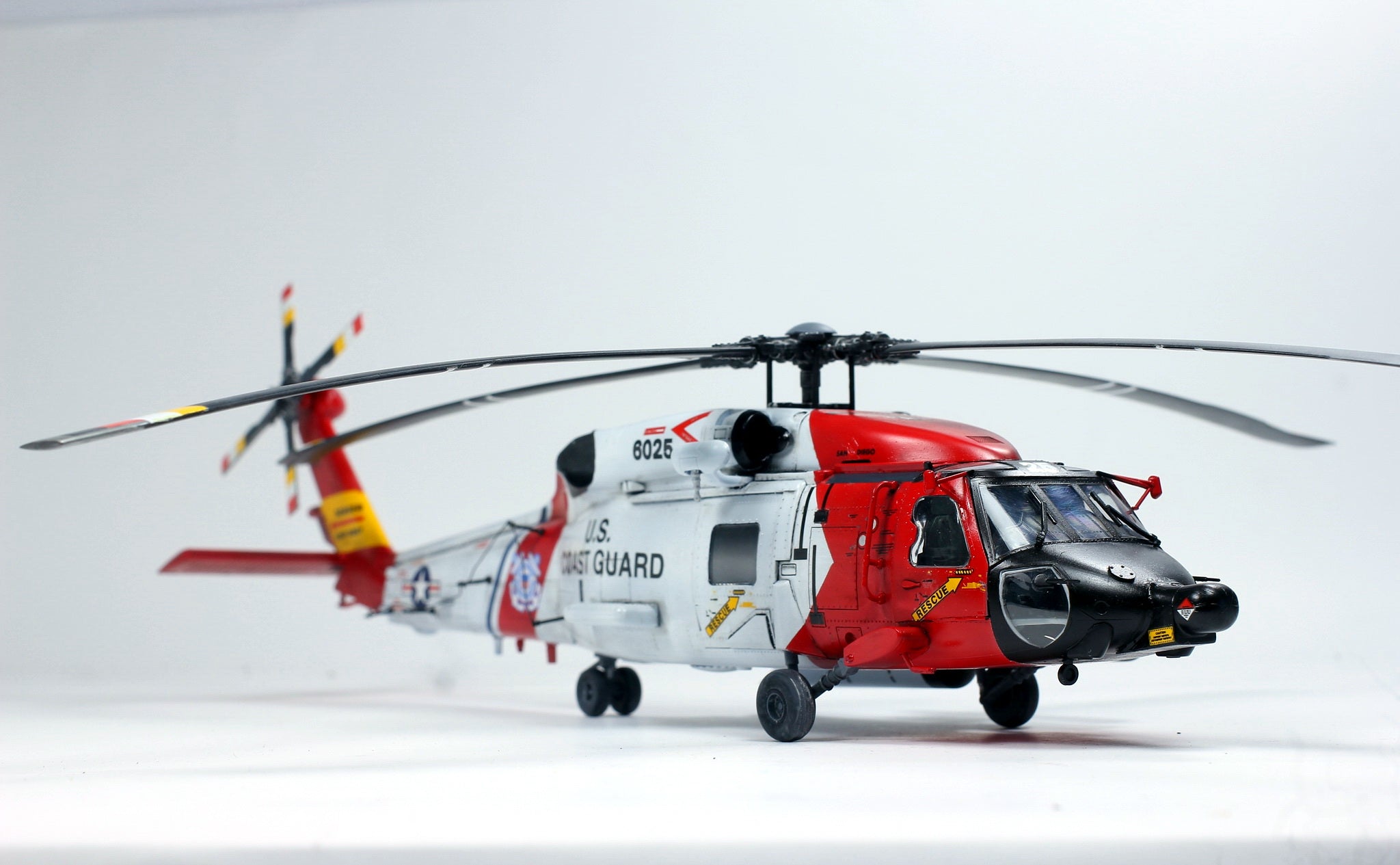 ProBuilt 1:48 HH-60J US Coast Guard Model – ProBuiltModel