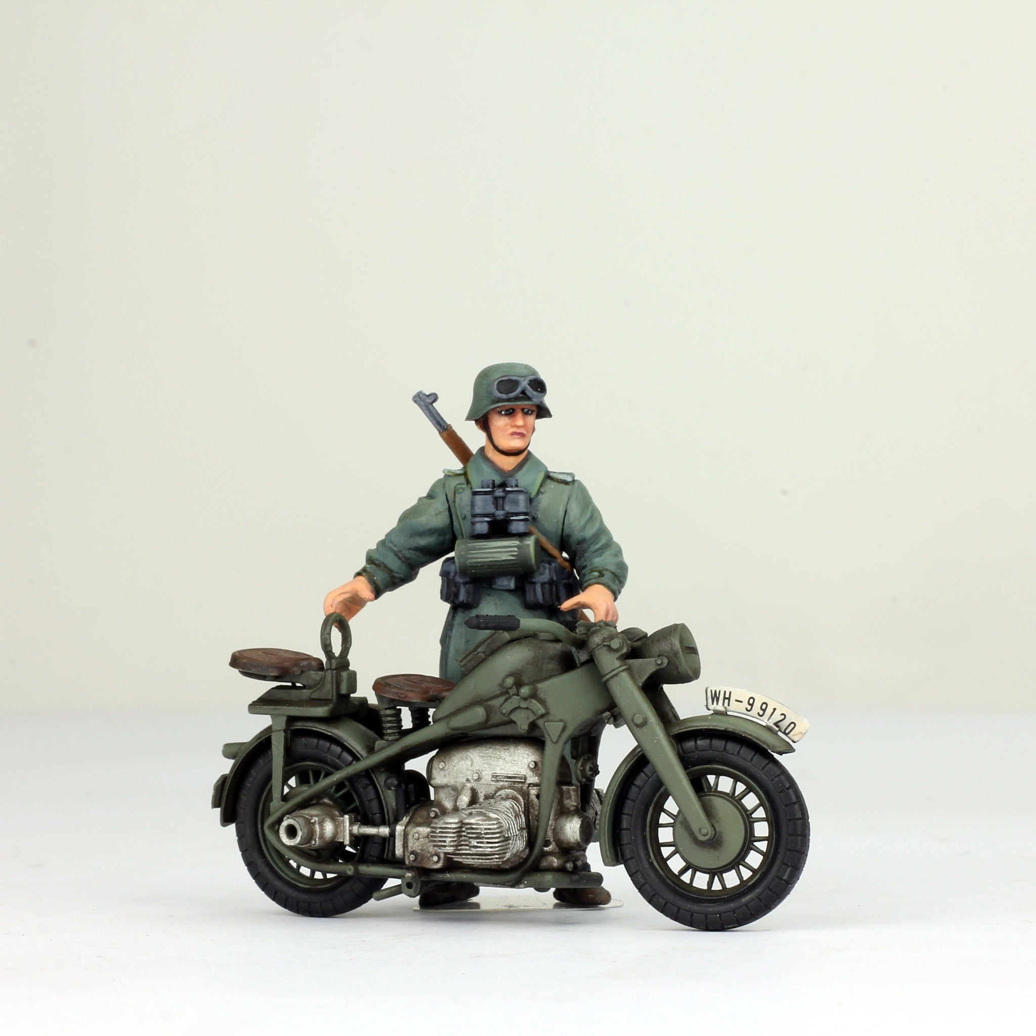 ProBuilt 1:35 Model German Zundapp KS750 Motorcycle and crew, WW2 ...