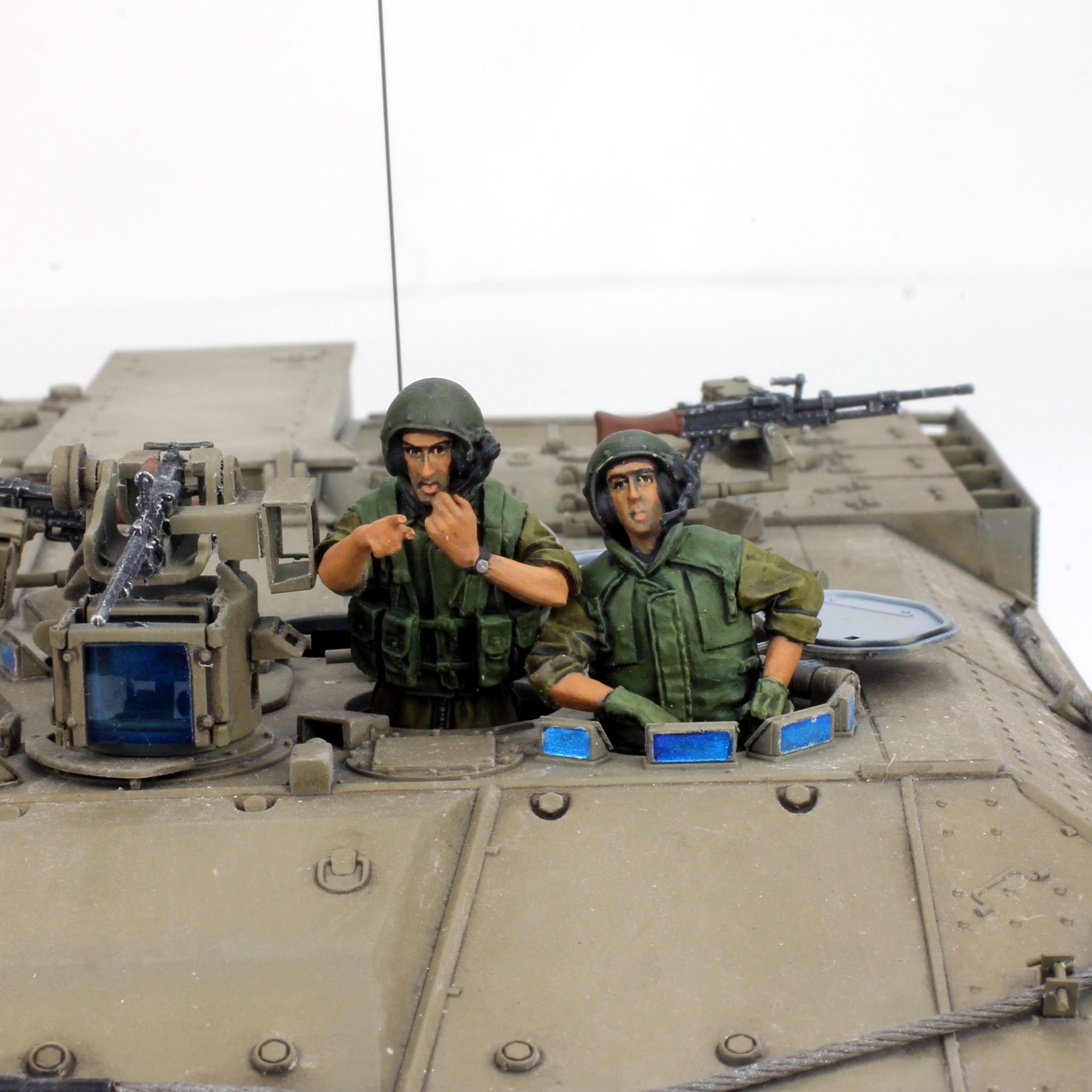 ProPainted Israeli IDF Tank Crews (02 figures), 1/35 Scaled Ratio, Mod ...