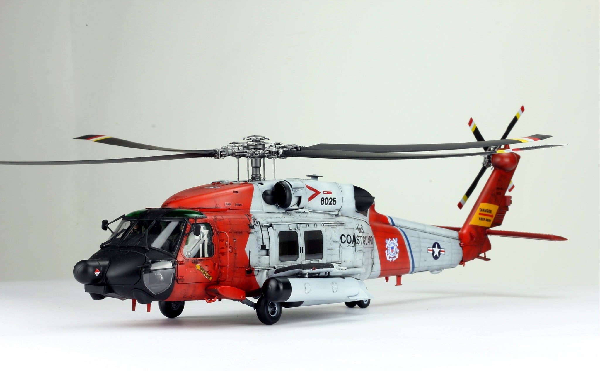 ProBuilt 1:35 HH-60J Jayhawk US Coast Guard Model (Limited Edition ...