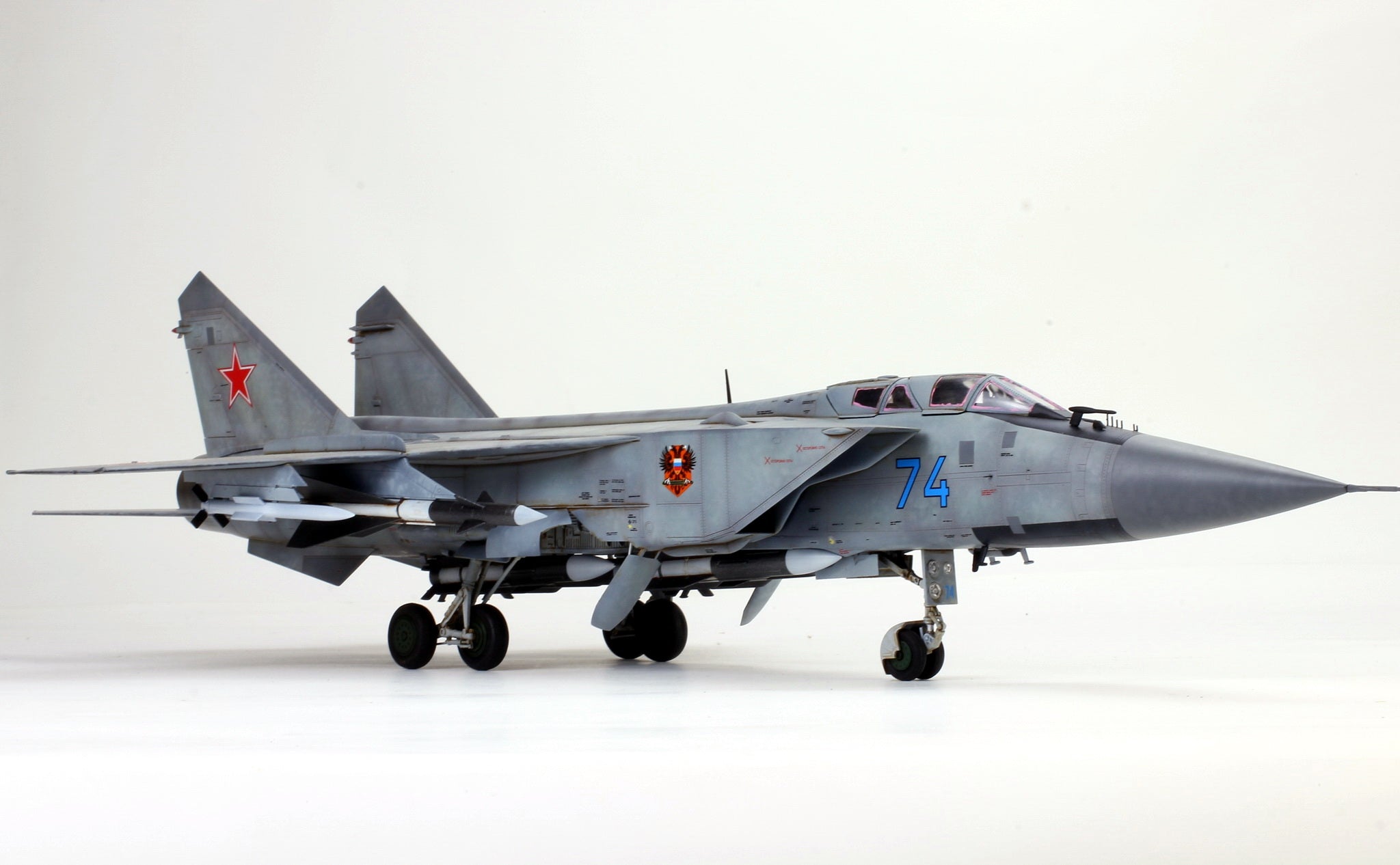 Russia MIG-31 Foxhound 1/48 Scaled Ratio - Pro Built Model – ProBuiltModel