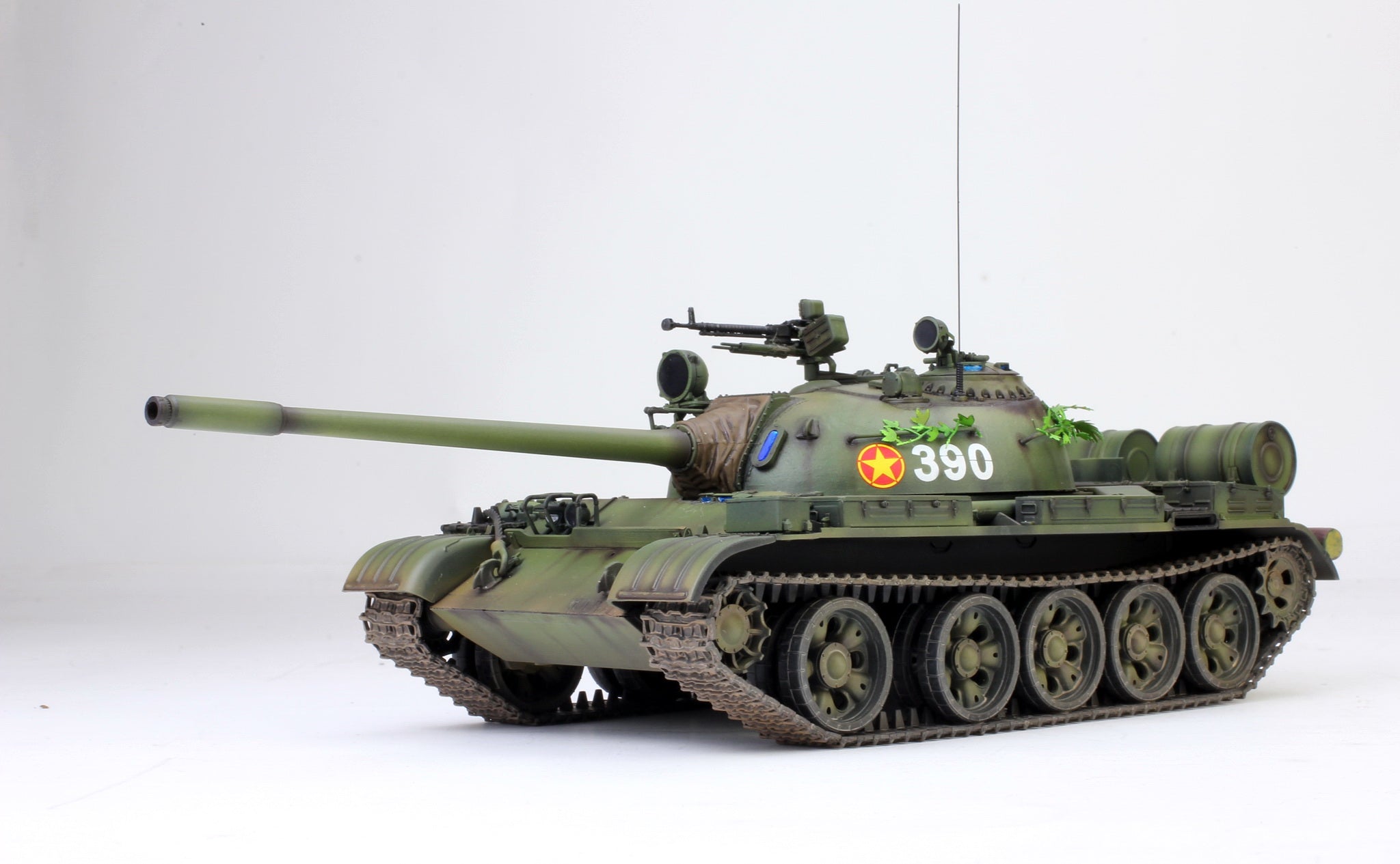 1:35 ProBuilt T-54 Tank Model – Vietnam War Historic Icon (Tank No. 390 ...
