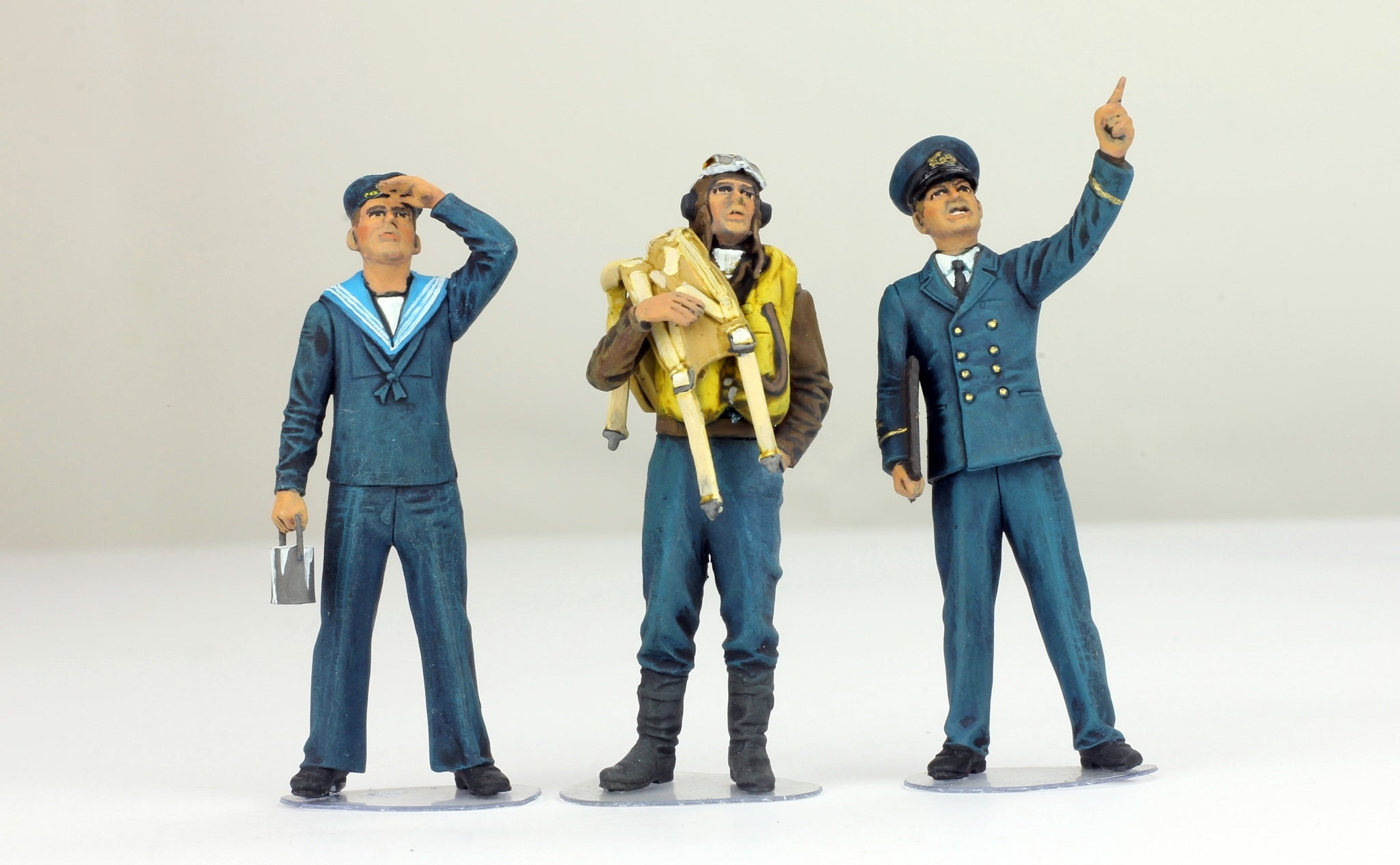 1:32 ProPainted WWII British Naval Pilot Set – 3 Figures – ProBuiltModel