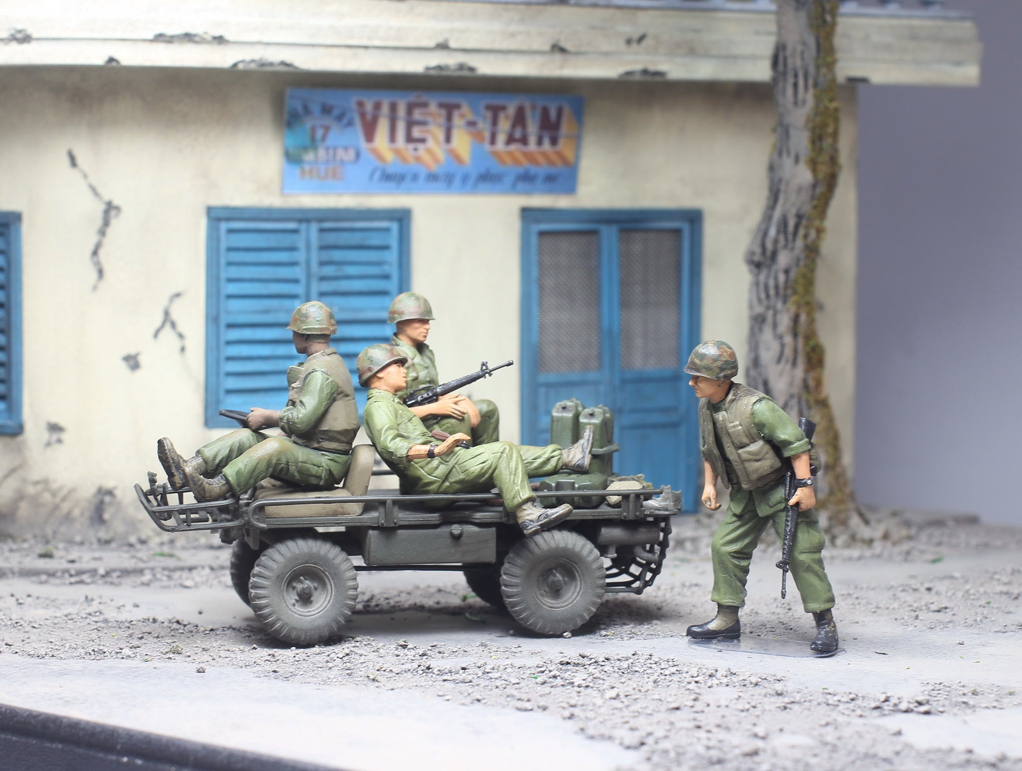 USMC M-274 Mule /w 04 crews, 1/35 Scaled Ratio, Vietnam war, Manufactu ...