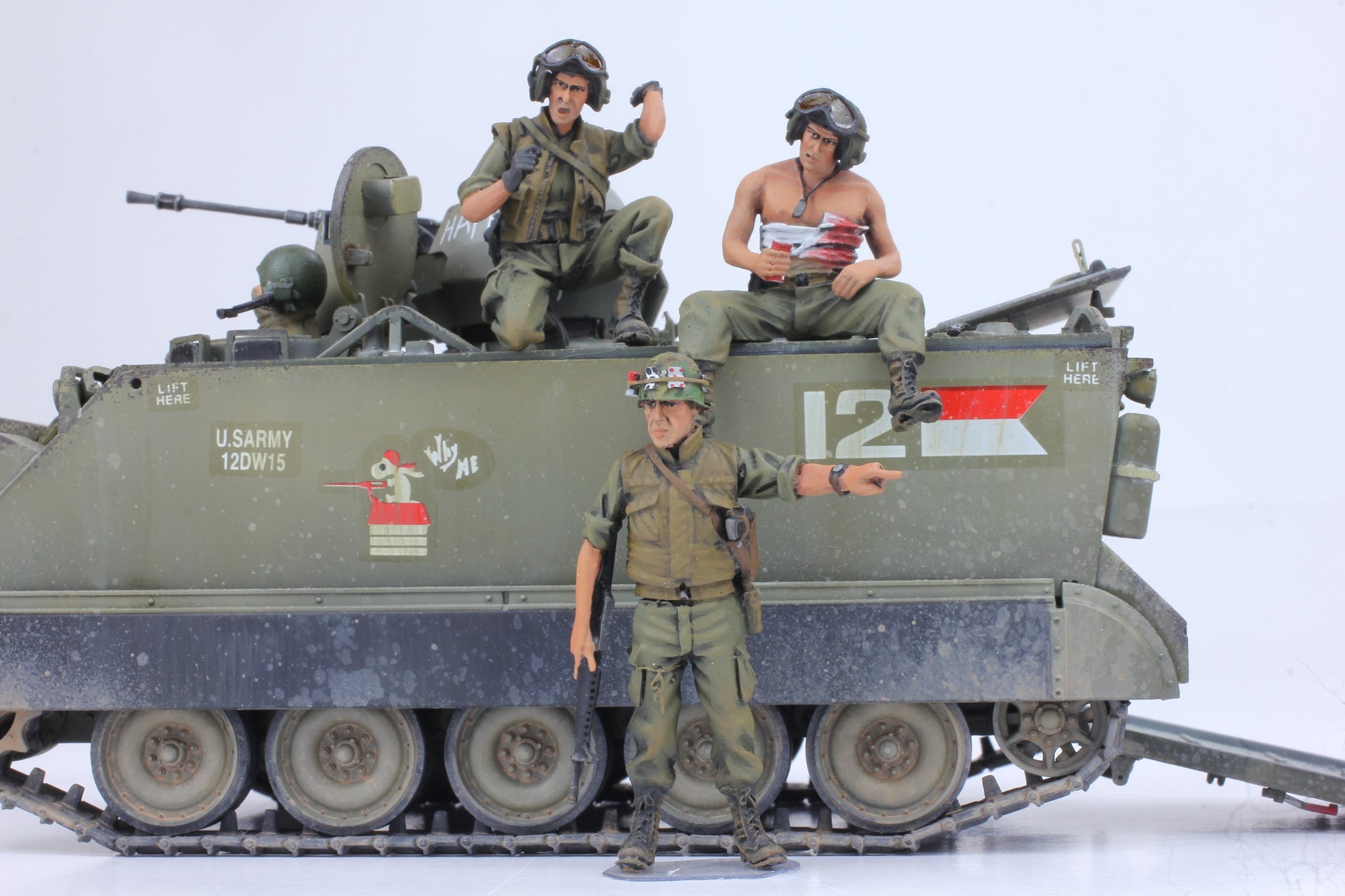 USMC Tank Crews & Grunt (03 figures), Vietnam war , 1/35 Scaled Ratio ...